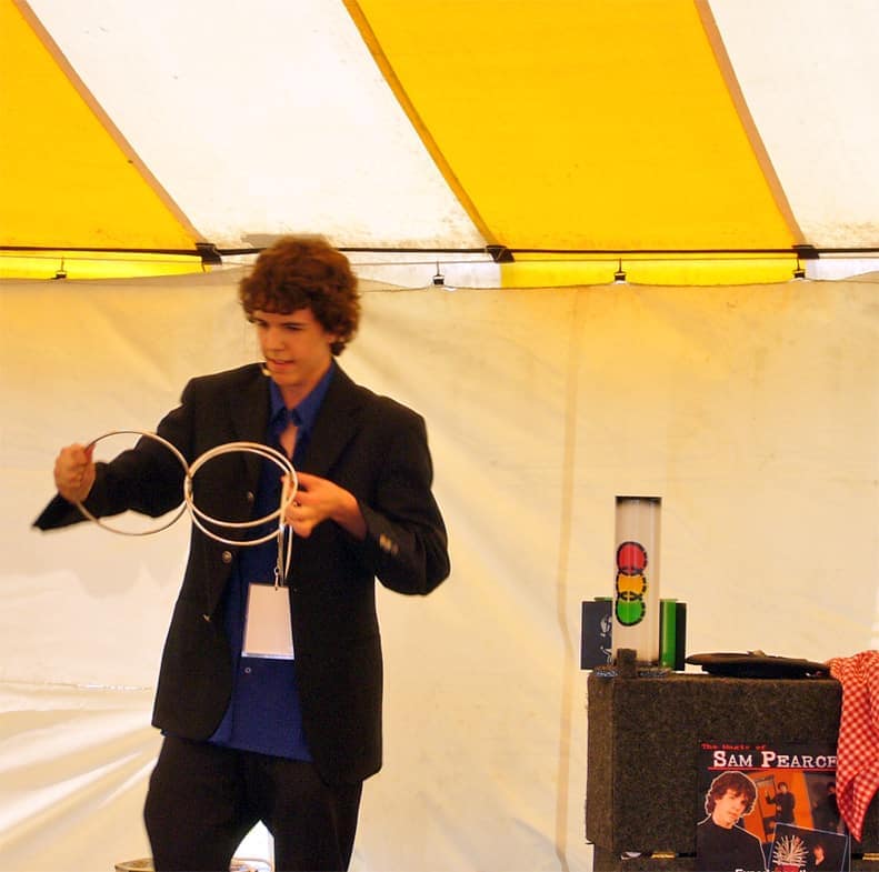 Sam Pearce – A Magical Life – Comedy Magician Sam Pearce